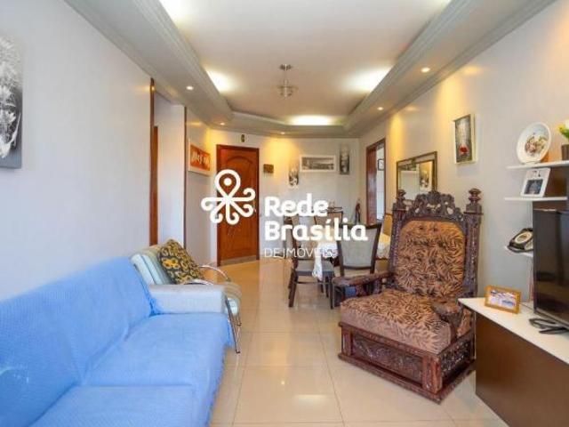 Quadra 301 Prédio residencial e comercial á venda Recanto das Emas/DF