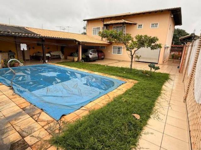 QUADRA 5 CONJUNTO B SOBRADINHO CASA DE ESQUINA LOTE VAZADO 525M²