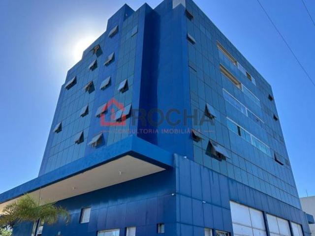 Quadra 6 Apartamento novo, com suíte e varanda, elevador e garagem