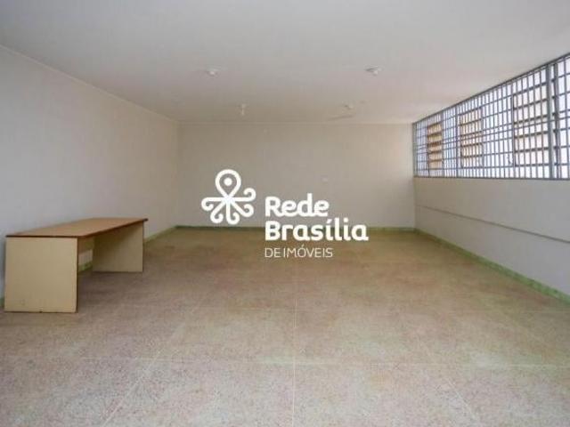 Quadra C 5 Loja comercial com banheiro privativo Taguatinga