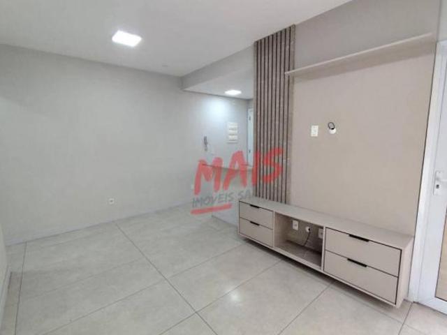 Quadra da praia, 2 suítes, garagem! Novo!