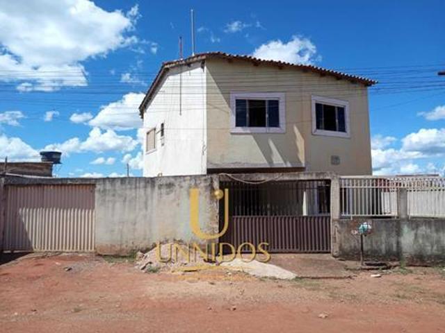 QUADRA J 8/9 SOBRADO À VENDA CHÁCARAS COIMBRA ÁGUAS LINDAS DE GOIÁS 168.000 reais