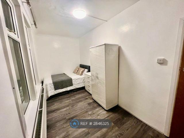 Quadrant Road, Thornton Heath CR7, Room to rent, £800 pcm | PrimeLocation