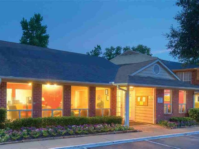 Quail Creek Apartments 1 Bedroom Apartment for Rent at 4901 Kinsey Dr, Tyler, TX 75703
