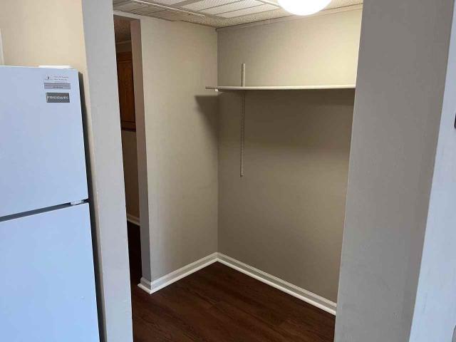Quail Creek Apts. 1 Bedroom Apartment for Rent at 2111 Kasold Dr, Lawrence, KS 66047