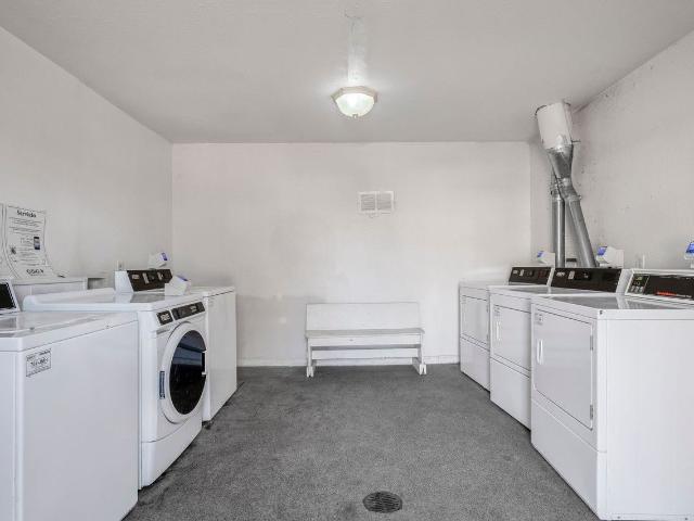 Quail Plaza Apartments 1 Bedroom Apartment for Rent at 11004 N May Ave, Oklahoma City, OK 73120