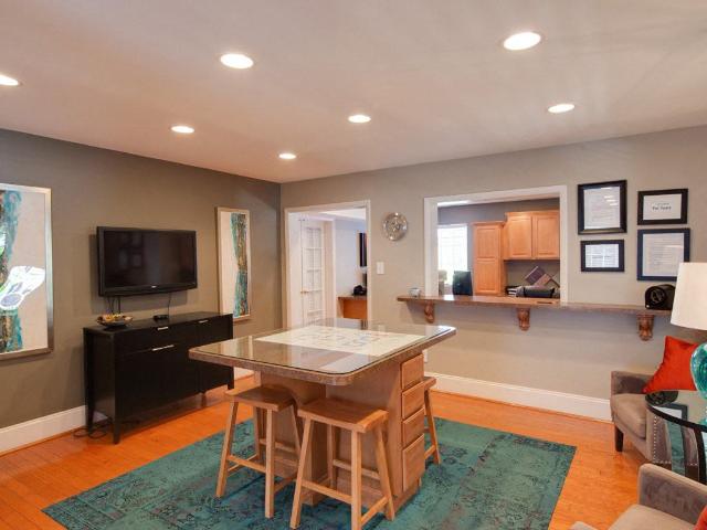 Quail Ridge Apartments 1 Bedroom Apartment for Rent at 1401 E Millbrook Rd Ofc 101, Raleigh, NC 27609