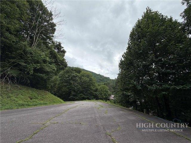 Quail Ridge Ct, Fleetwood, NC 28626
