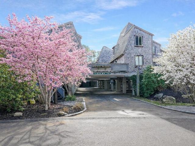 Quail Run Unit,oak Bluffs, Condo For Sale