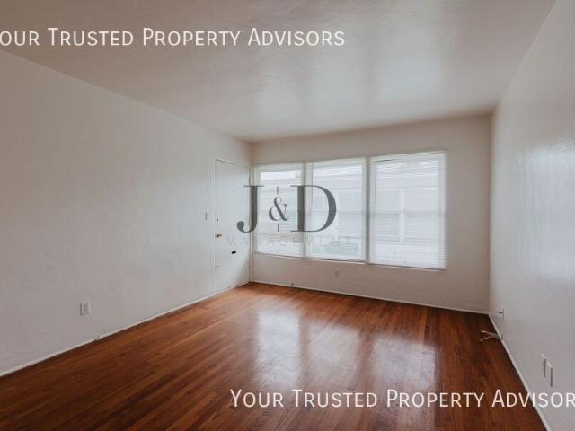 Quaint Apartment in the Heart of University Heights!