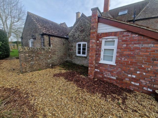 Quaint little apartment, Frampton Cotterell