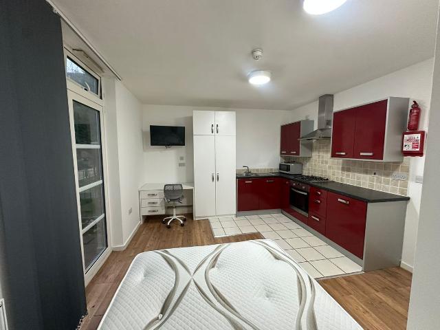 Quainton Road, Leicester LE2, Studio to rent, £802 pcm | PrimeLocation