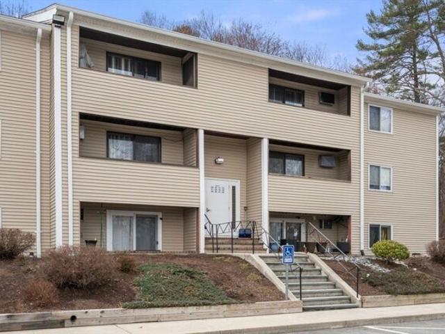Quaker Hwy Apt,uxbridge, Condo For Sale