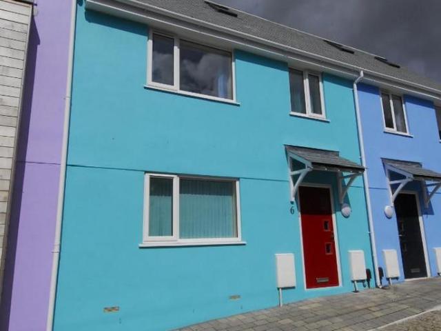 Quaker Lane, Plymouth PL3 4 bed house to rent £2,721 pcm £628 pw