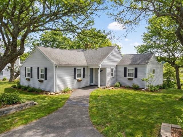 Quaker Rd, Falmouth, Home For Sale