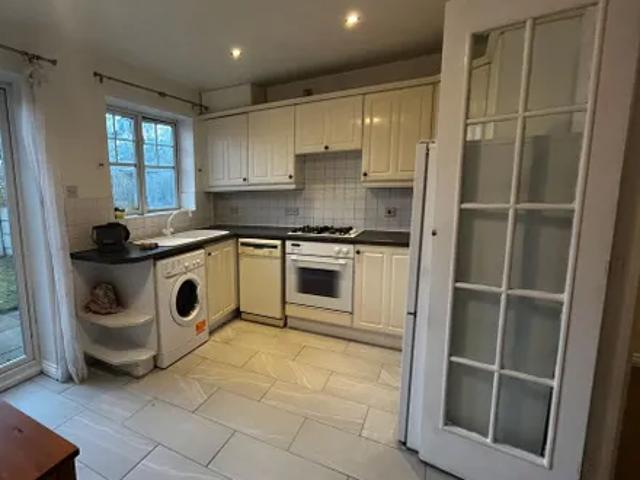 Quality Food Superstore, 98 Brasshouse Lane, Smethwick, B66 1BA, United Kingdom | 2 bed house for rent #167487013 | Rentberry