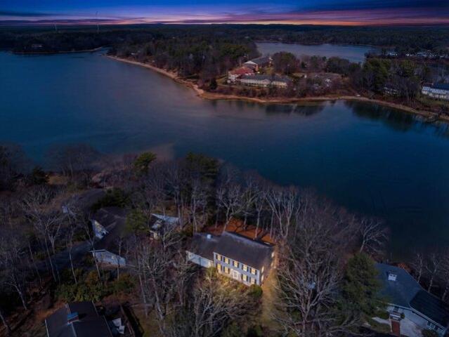 Quamhassett Rd, Buzzards Bay, Home For Sale