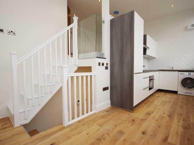 Quant Buiding, 6 10 Church Hill, Walthamstow E17, 1 bed flat to rent, £1,500 pcm | PrimeLocation