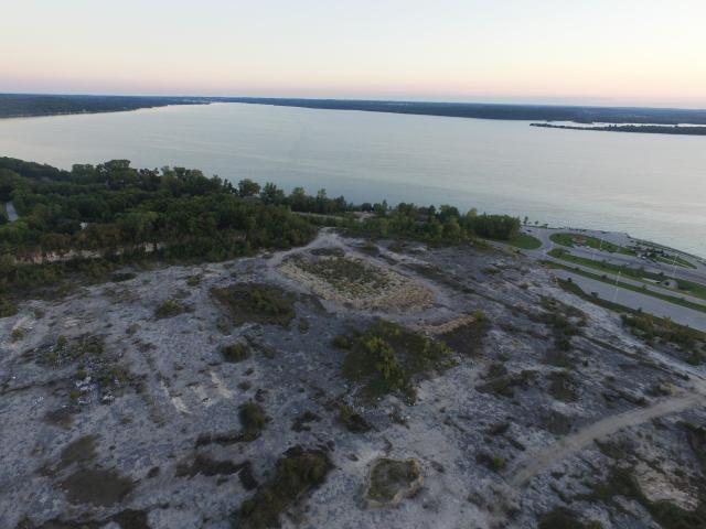 Quarry bluff court