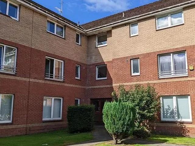 Quarry Brae Primary School, Pharonhill Street, Glasgow, G31 5AL, United Kingdom | 1 bed apartment for rent #168079077 | Rentberry