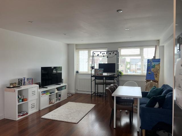 Quarry High Street, Headington, Oxford OX3, 1 bed flat to rent, £1,400 pcm | PrimeLocation