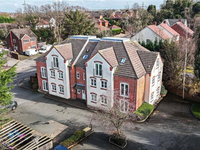 Quarry Hill, Wilnecote, Tamworth, Staffordshire B77, 2 bed flat to rent, £950 pcm | PrimeLocation
