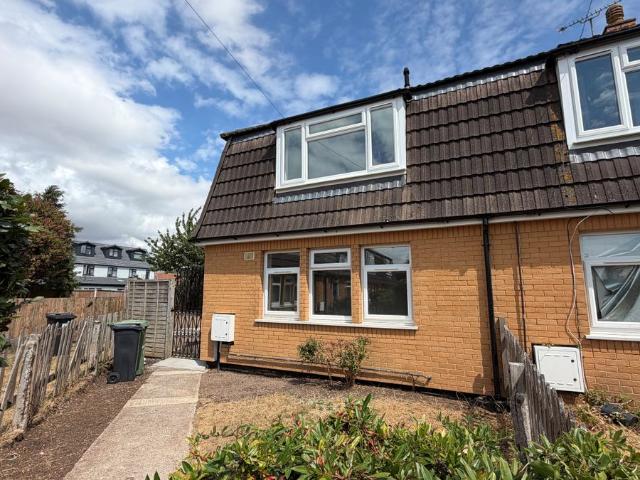 Quarry Mead, Bristol BS35, 2 bed property to rent, £1,350 pcm | PrimeLocation