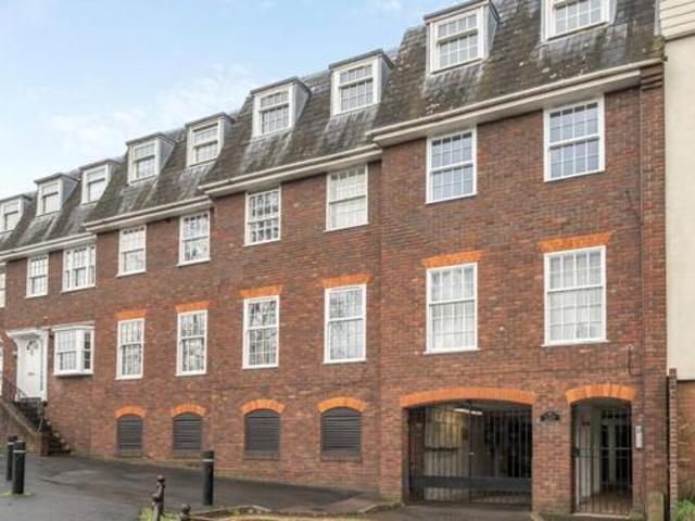 Quarry Street, Guildford, 1 Bedroom Flat