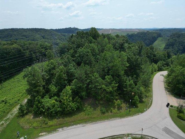 Quarry Rdg S Units 90 & 92 and 94, Charleston, WV 25304