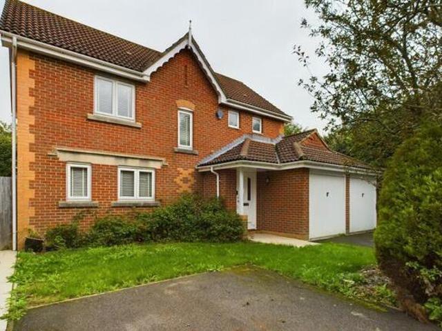 Quarry View, Singleton, 4 Bedroom Detached