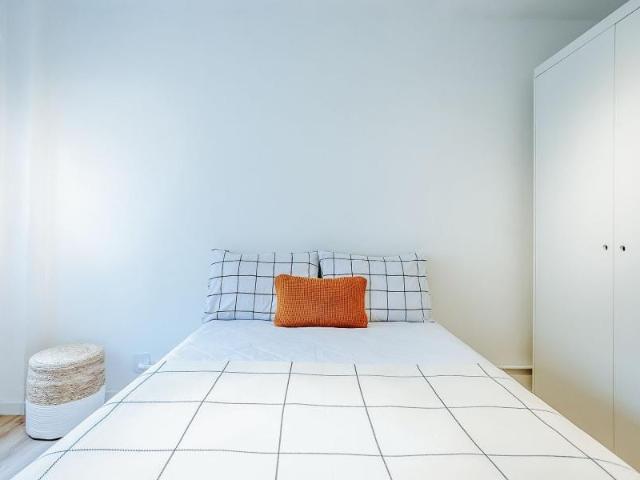 Quarto com banheiro exclusivo