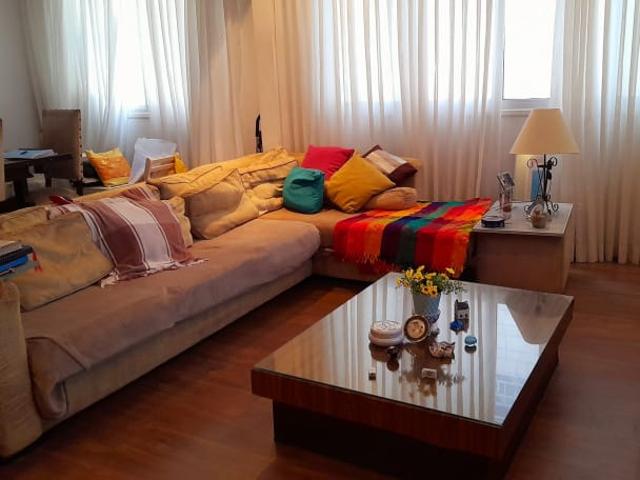 Quarto com banheiro e garagem no centro de Gonzaga