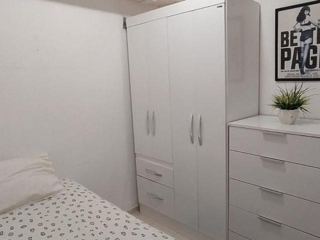 Quarto com Banheiro Privativo para Alugar