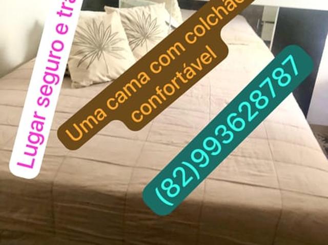 Quarto com banheiro totalmente individual