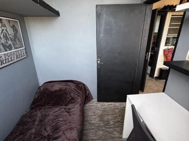 Quarto com vista extraordinária perto da Av. Paulista