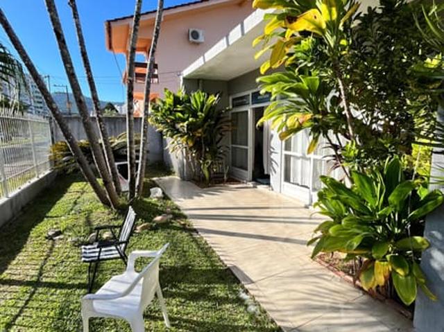 QUARTO COMPARTILHADO TRIPLO