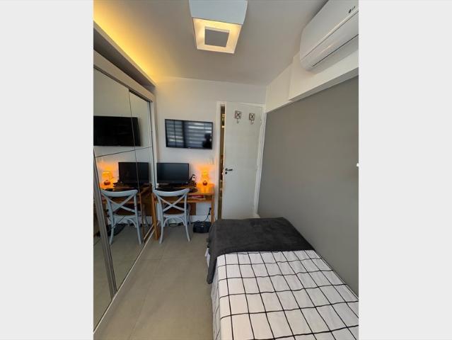 Quarto completo para locação