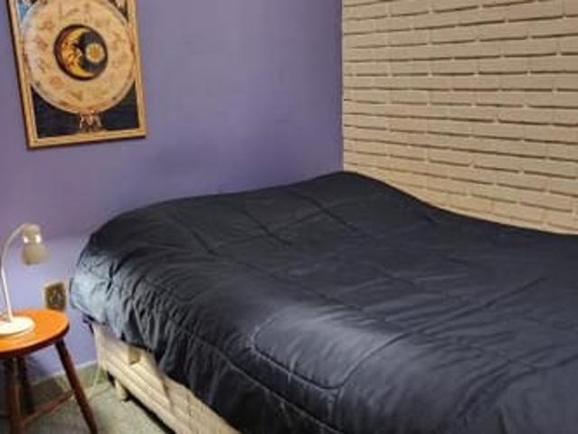 Quarto Cafofo aconchegante para longa temporada