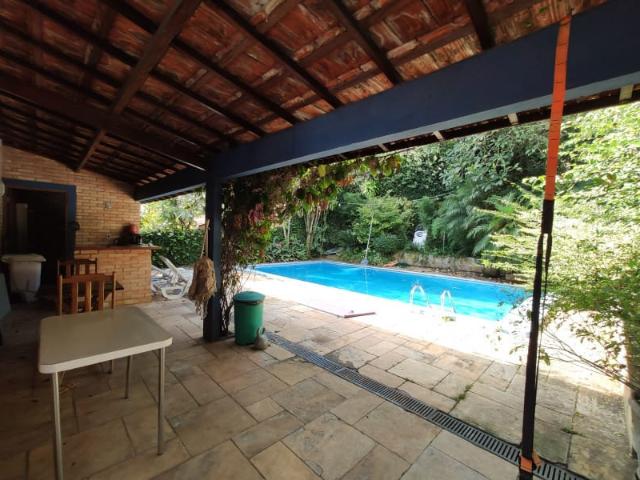Quarto de edícula