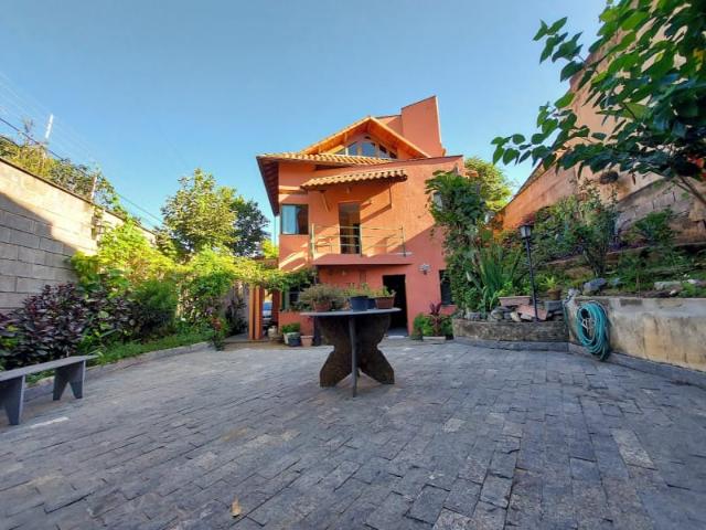 Quarto de Solteiro em Imóvel de Alto Padrão