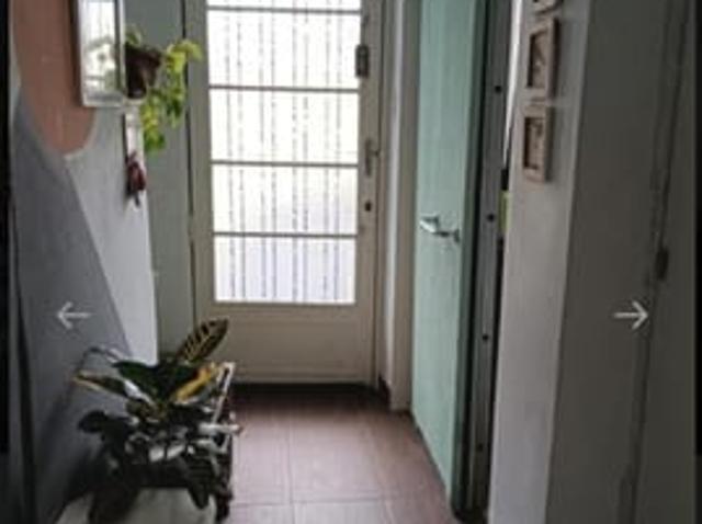 Quarto disponível, a 400 metros do metrô