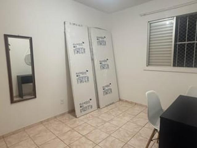 Quarto disponivel para locacao em apartamento