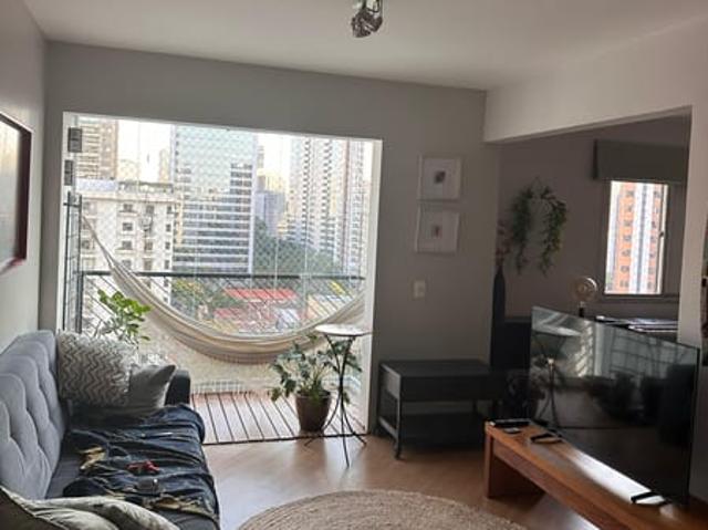 Quarto e banheiro individuais no Brooklin/Cidade Moções