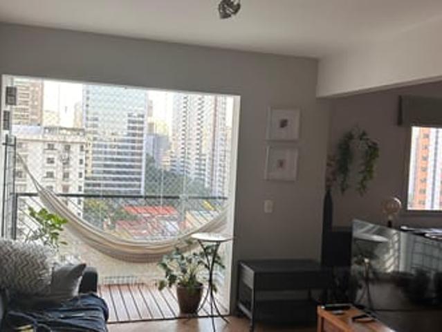 Quarto e banheiro individuais no Brooklin/Cidade Moções