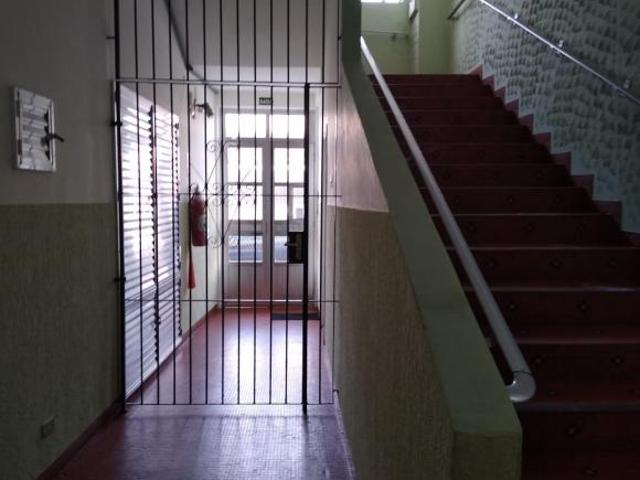 Quarto e sala a 400m da praia