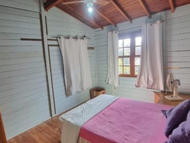 quarto em casa compartilhada