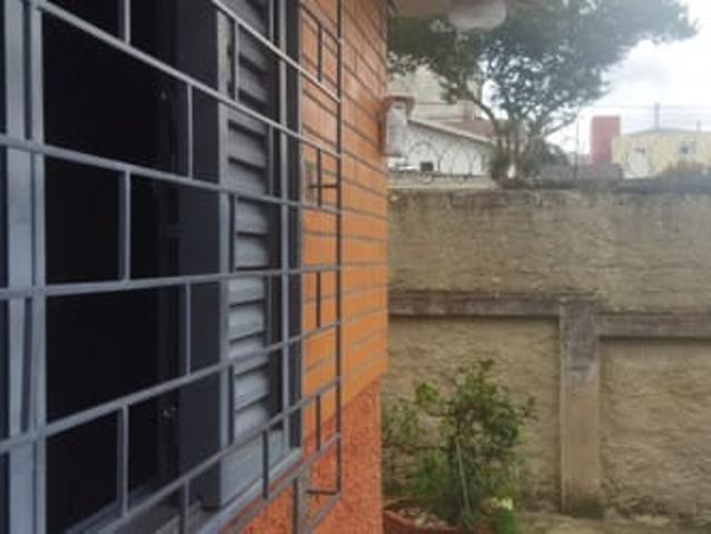 Quarto em Casa no Jardim das Américas