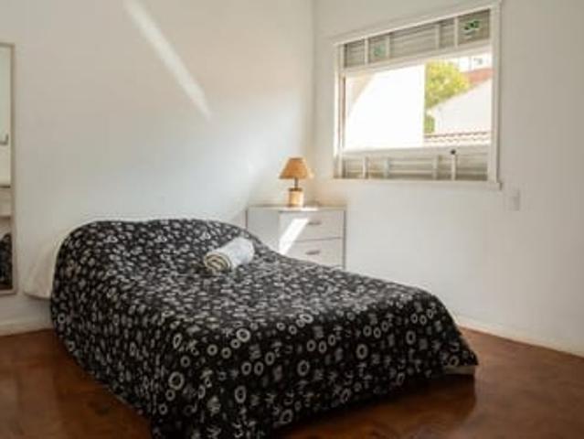Quarto em casa residencial no Campo Belo