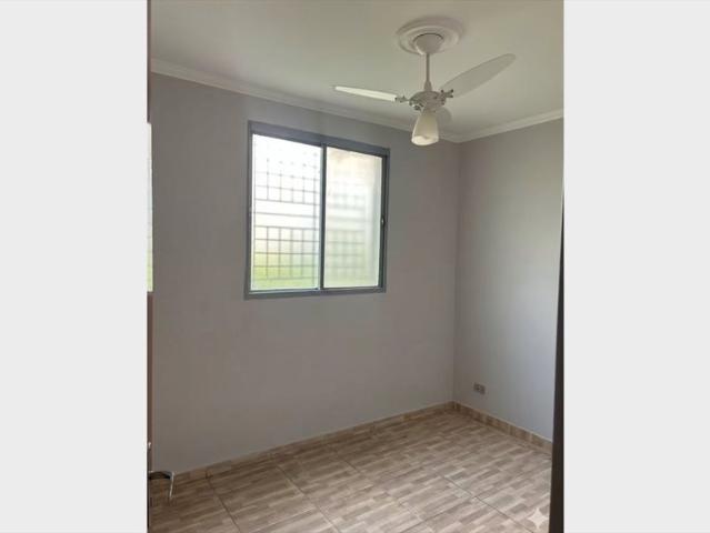 Quarto em ap compartilhado