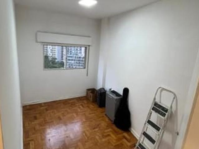 Quarto em apartamento
